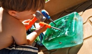 5 Fun Ideas Using Ice - Kids Kubby