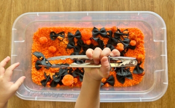 3 Easy Fall Sensory Bins Your Kids Will Love - Kids Kubby