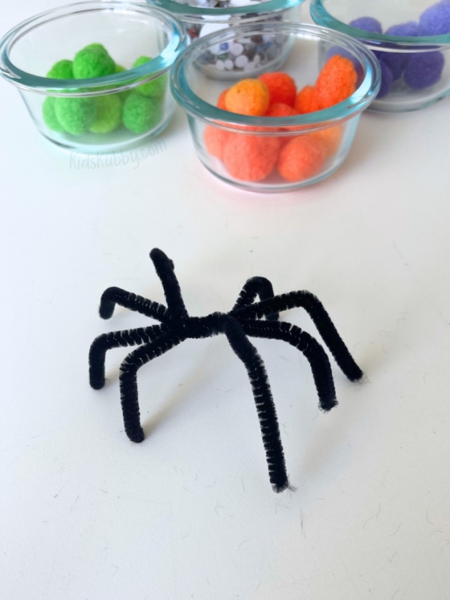 DIY Spider Craft: Pipe Cleaners, Pom Poms, and Googly Eyes