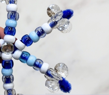 Pipe Cleaner Snowflakes