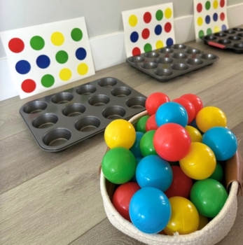 Easy Homemade Ball Toss Game (Fun Indoor Activity For Kids!)