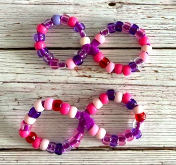 Beaded Pipe Cleaner Butterflies (With Step-by-Step Photos)