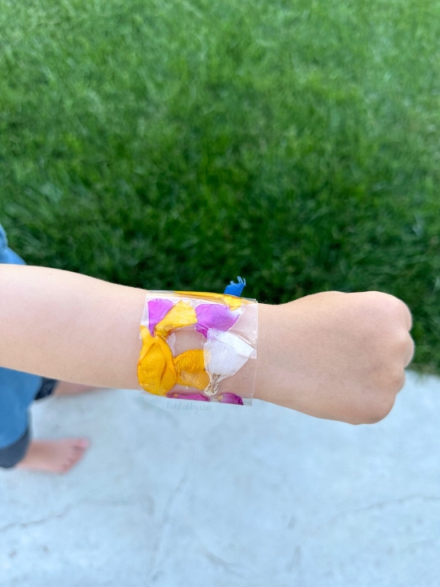 DIY Nature Bracelets (Made With Tape!)