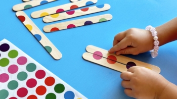 Popsicle Stick Dot Matching Game