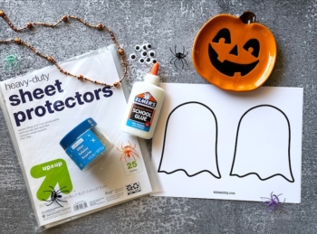 Halloween Glue Ghosts