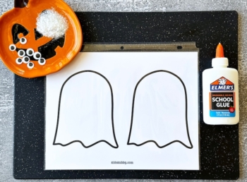 Halloween Glue Ghosts