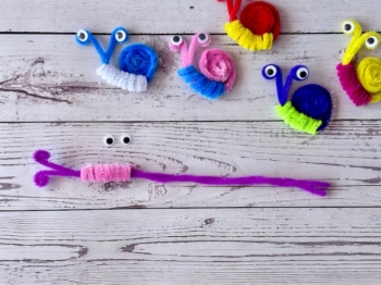 Fuzzy Pipe Cleaner Snails
