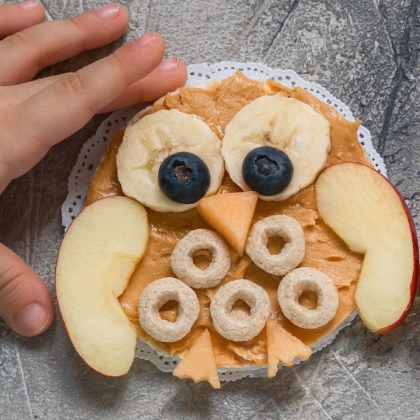 Easy & Fun Owl Rice Cakes For Breakfast